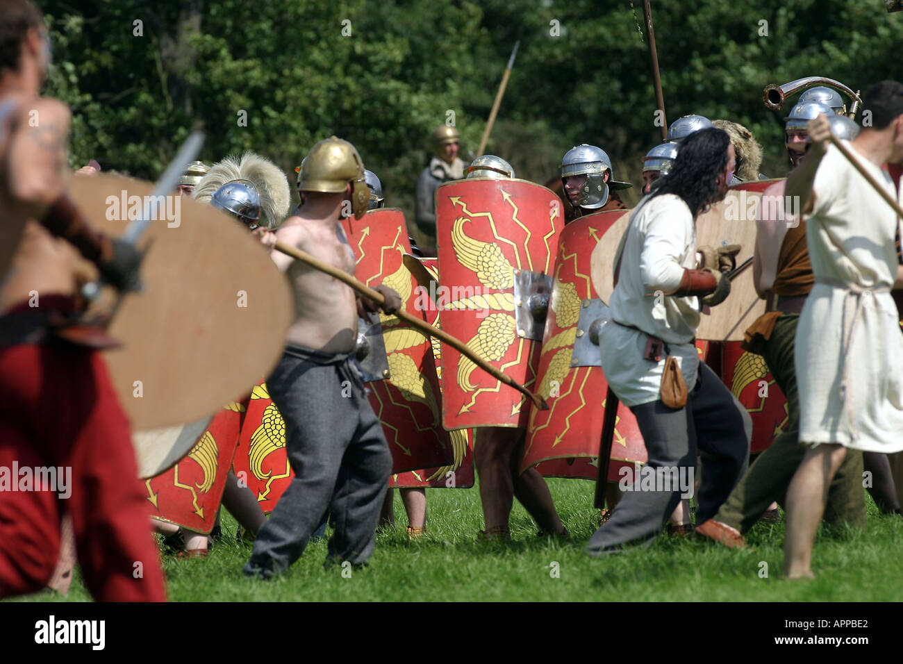 Roman testudo hi-res stock photography and images - Alamy