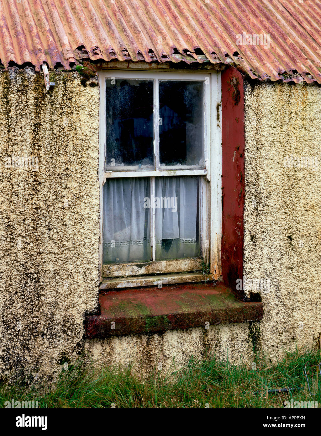 Abandoned croft house isle harris hi-res stock photography and images ...