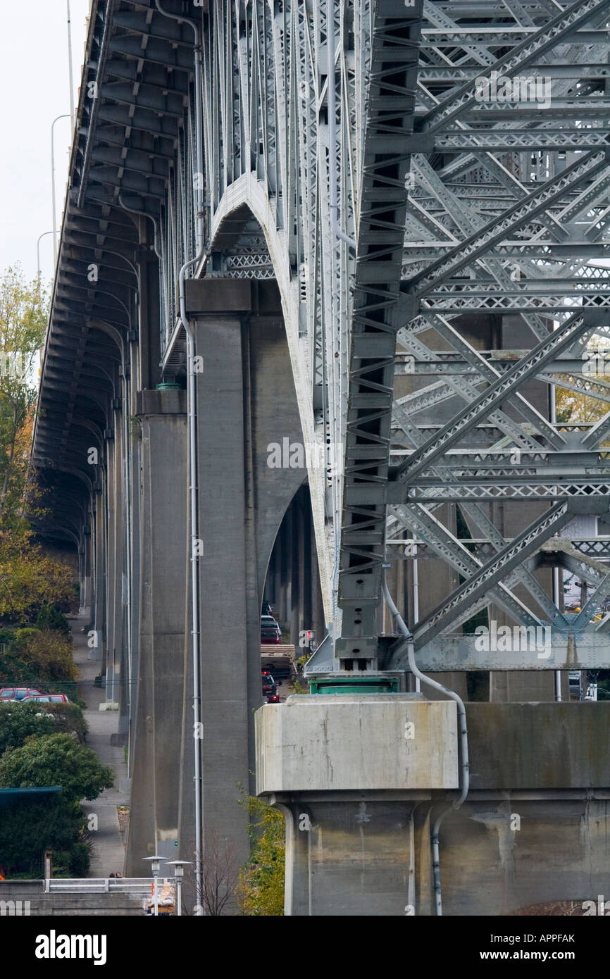 Bridge span and structural support Stock Photo - Alamy