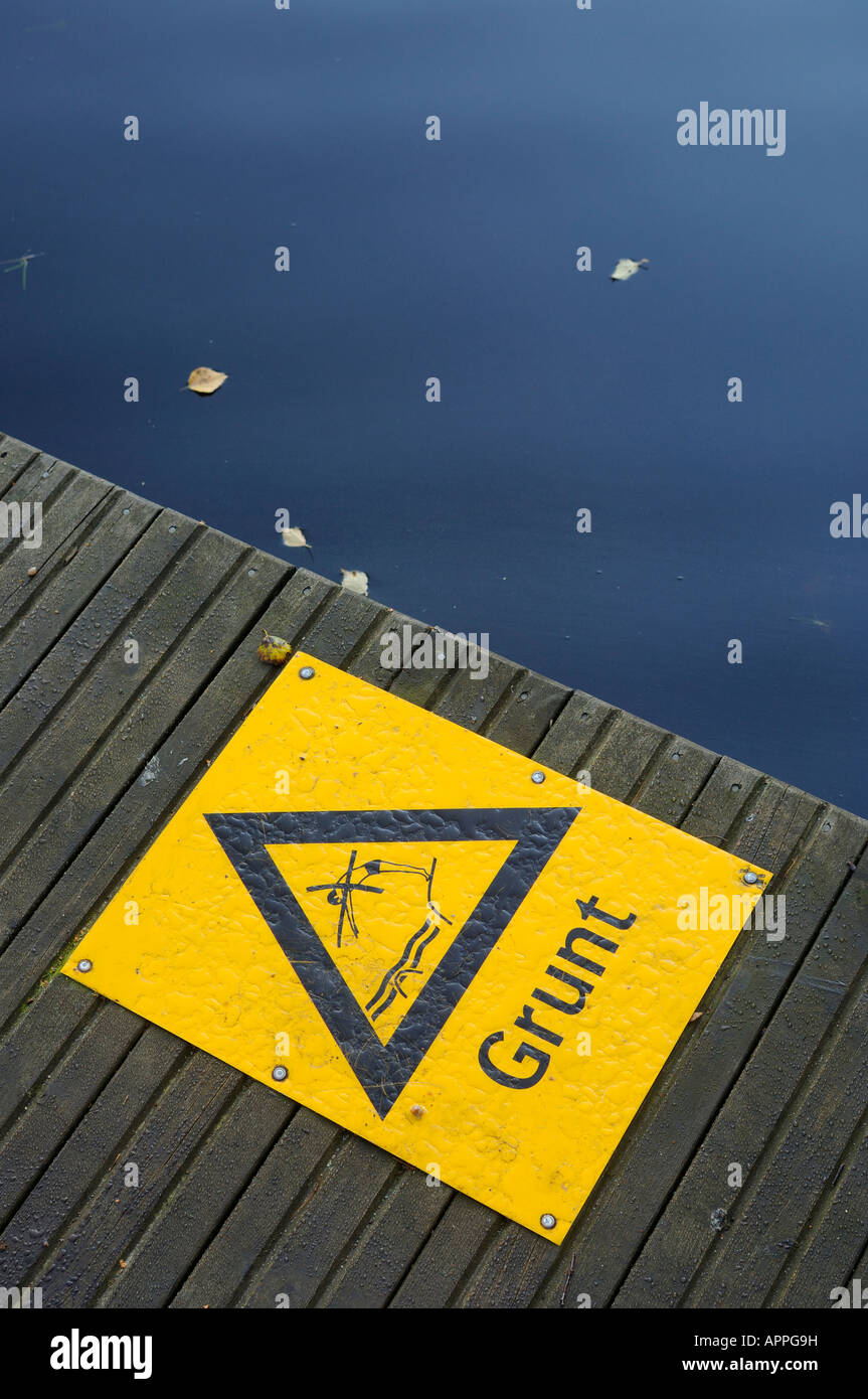 Sign warning people shallow hi-res stock photography and images - Alamy