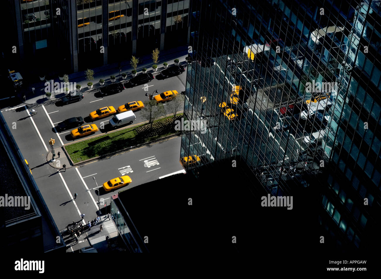 New york sky scaper hi-res stock photography and images - Alamy