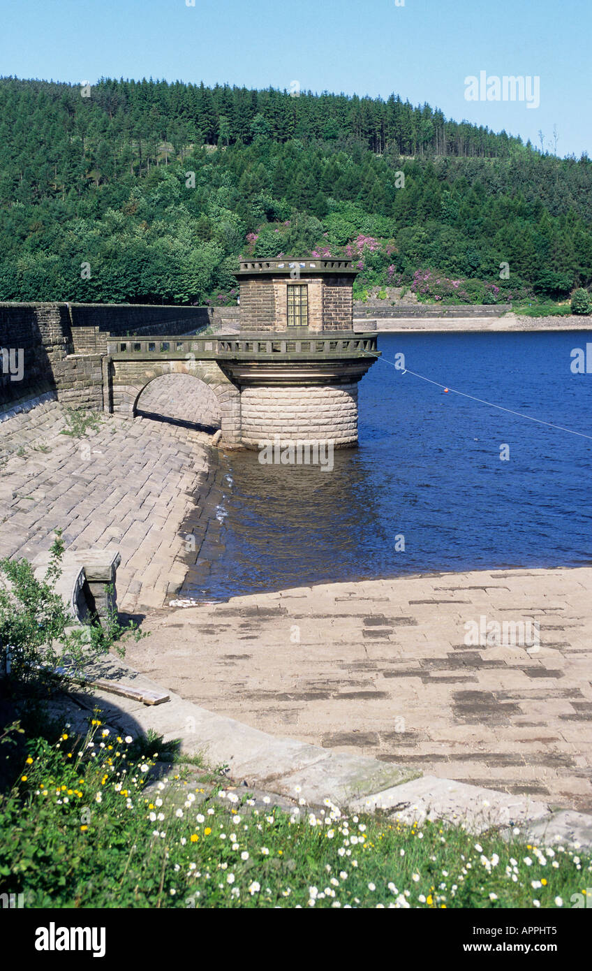 An early 19th century dam crossing Ladybower Reservoir Peak District ...