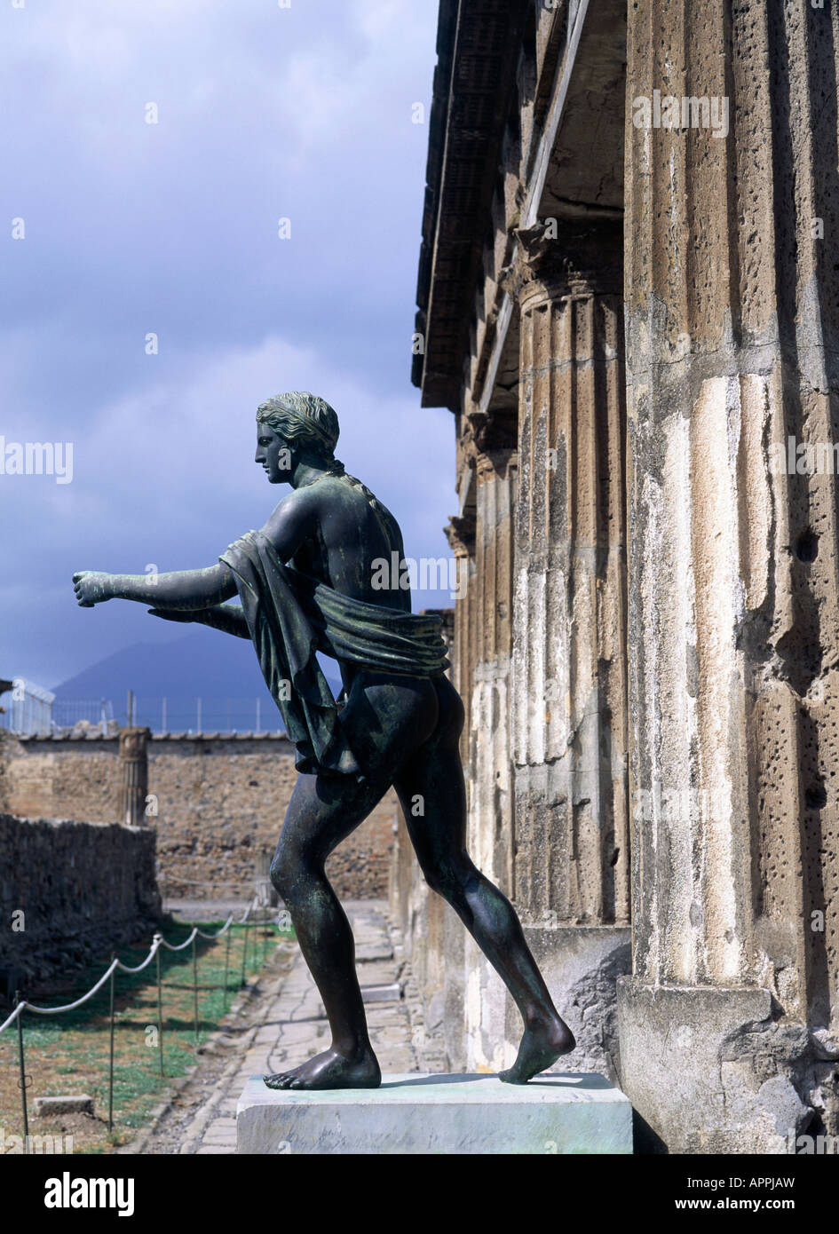 Pompeii herculaneum hi-res stock photography and images - Alamy