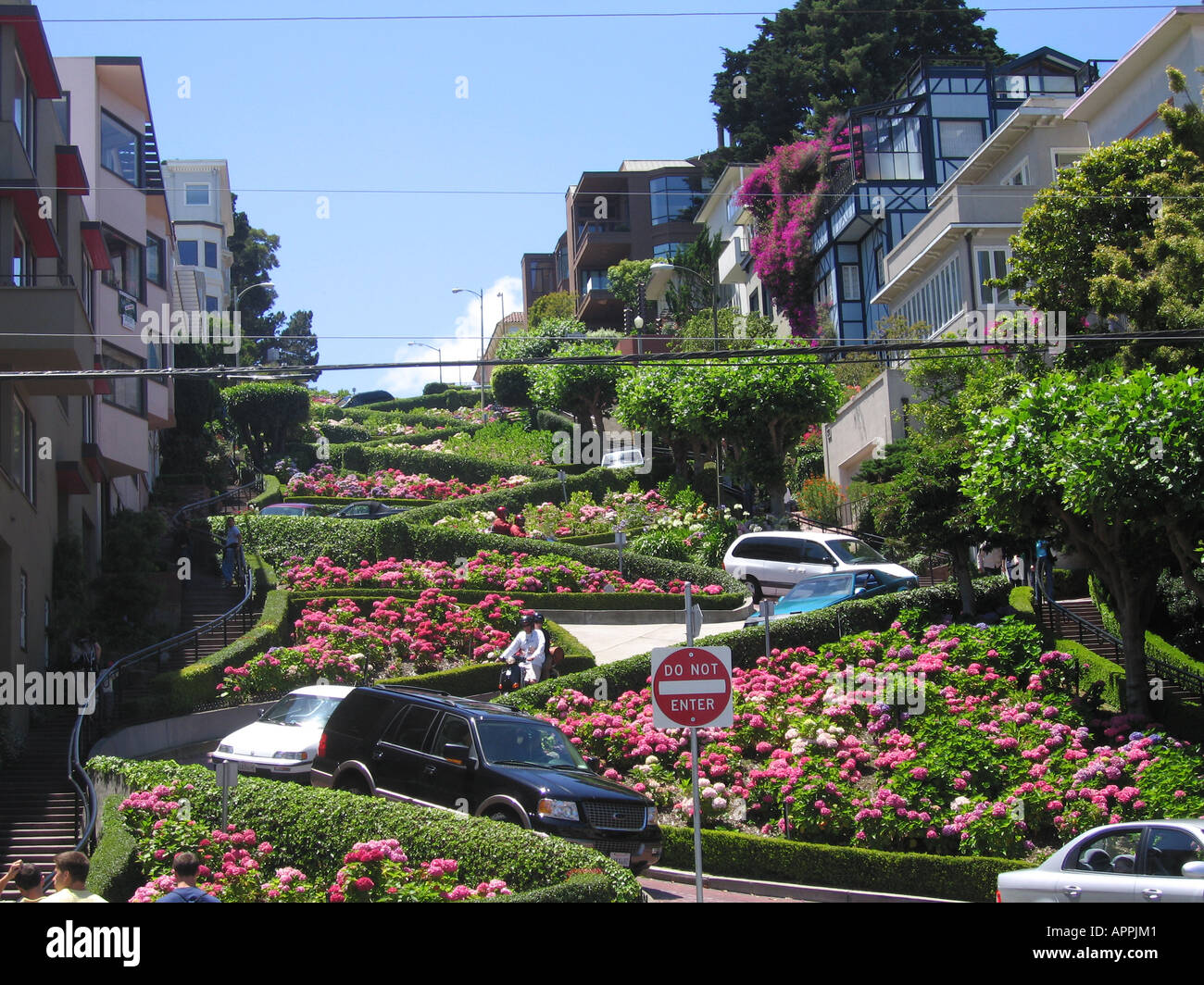 Tight curves of Lombard Street San Francisco California America USA ...