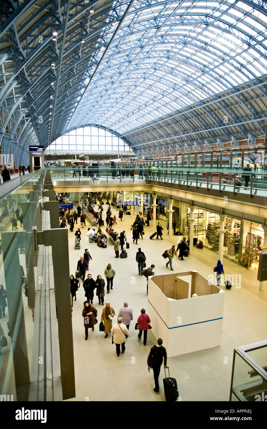 The Main Concourse at St Pancras station Stock Photo - Alamy