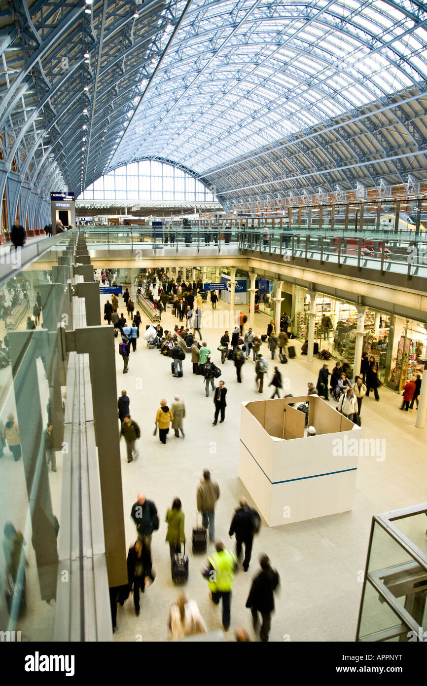 The Main Concourse at St Pancras station Stock Photo - Alamy