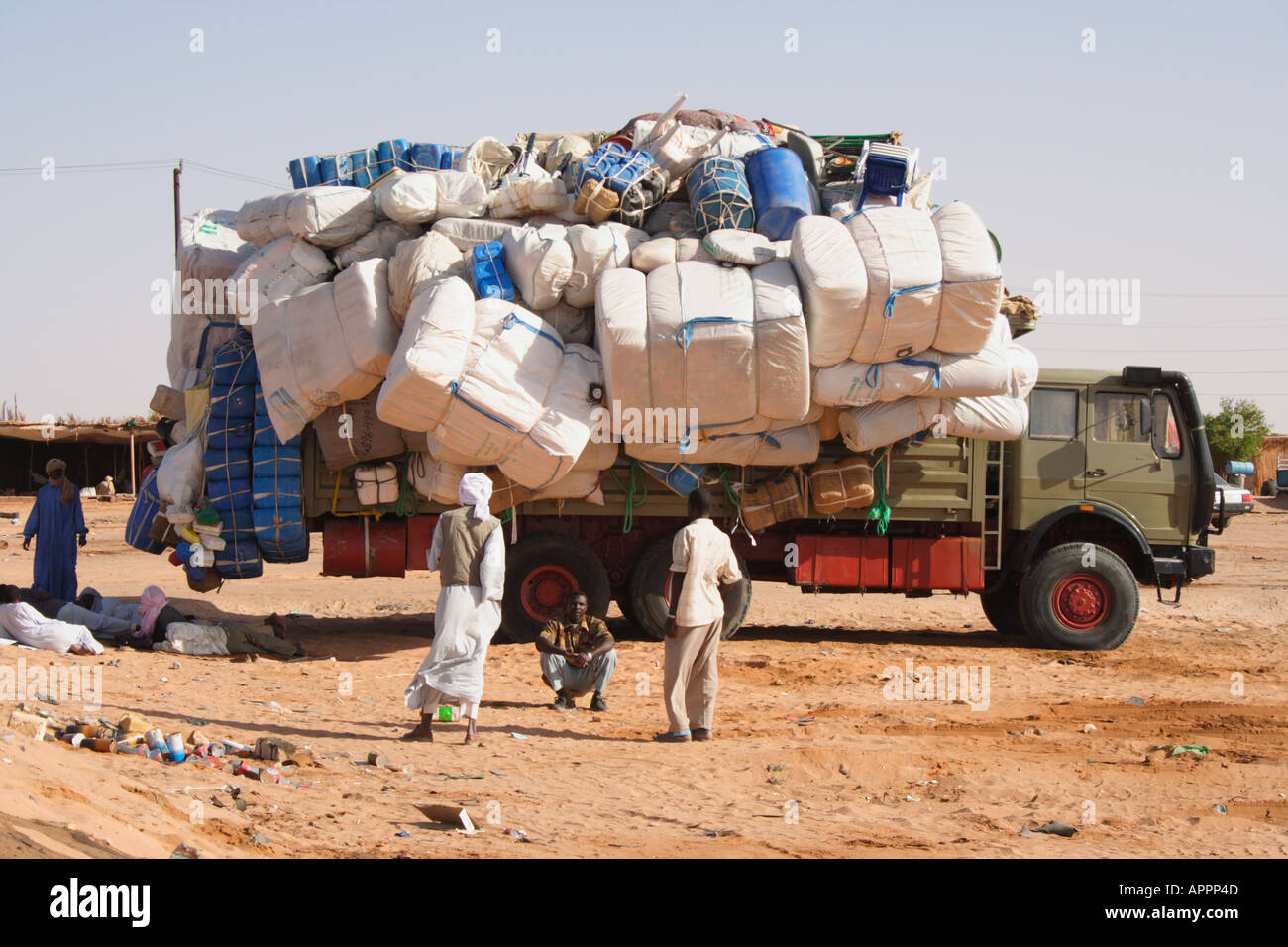 Kufra oasis hi-res stock photography and images - Alamy