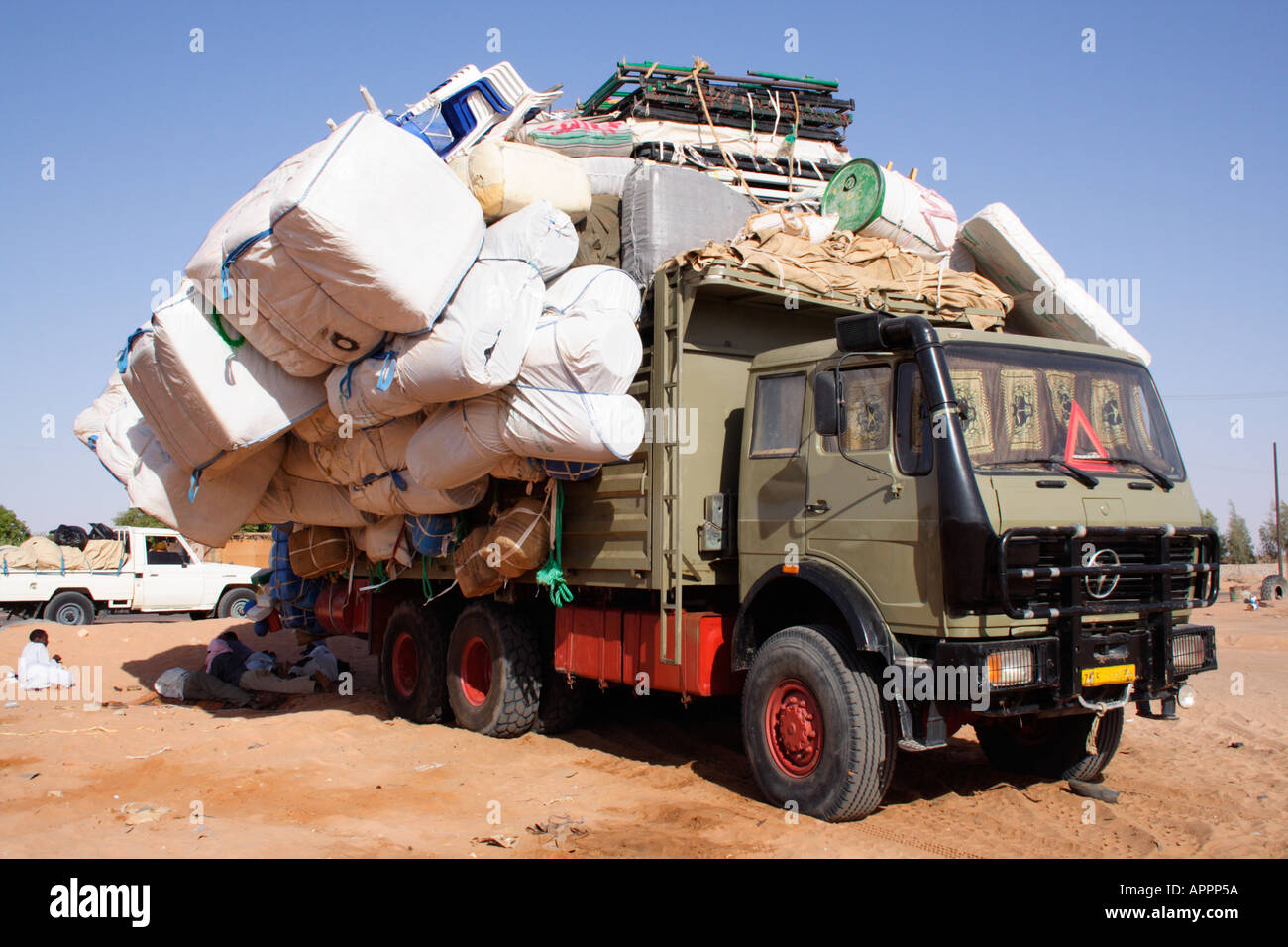 Kufra oasis hi-res stock photography and images - Alamy