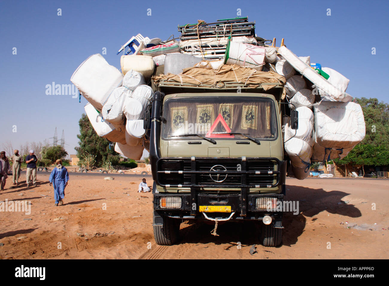 Kufra oasis hi-res stock photography and images - Alamy