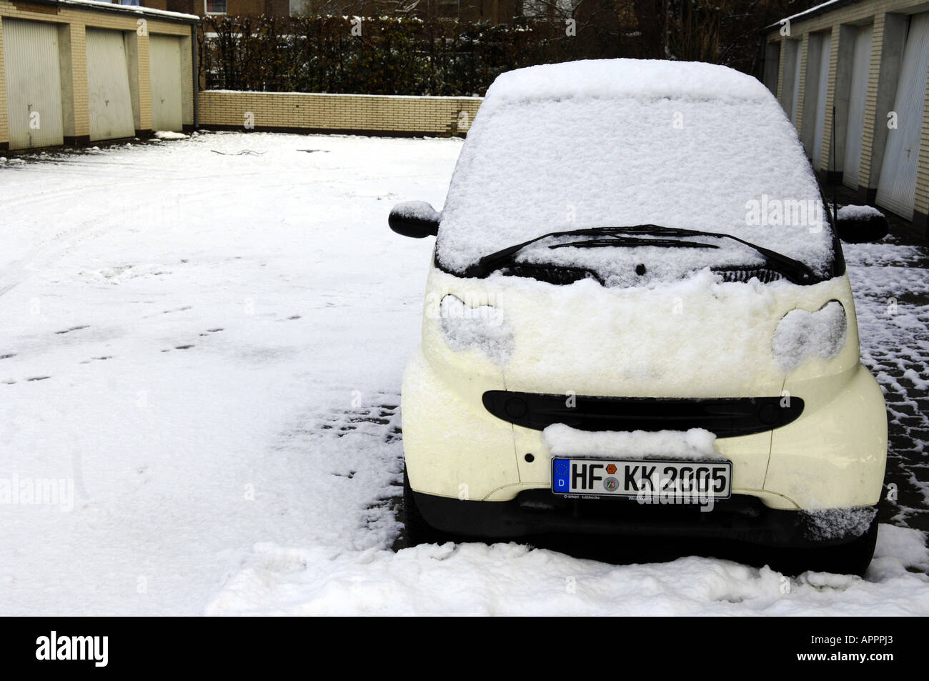 snow covered smart car germany grman deustchland deutsch winter ...