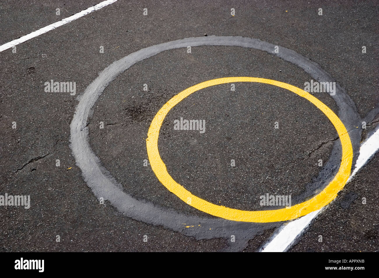 circles and lines on ground Stock Photo - Alamy