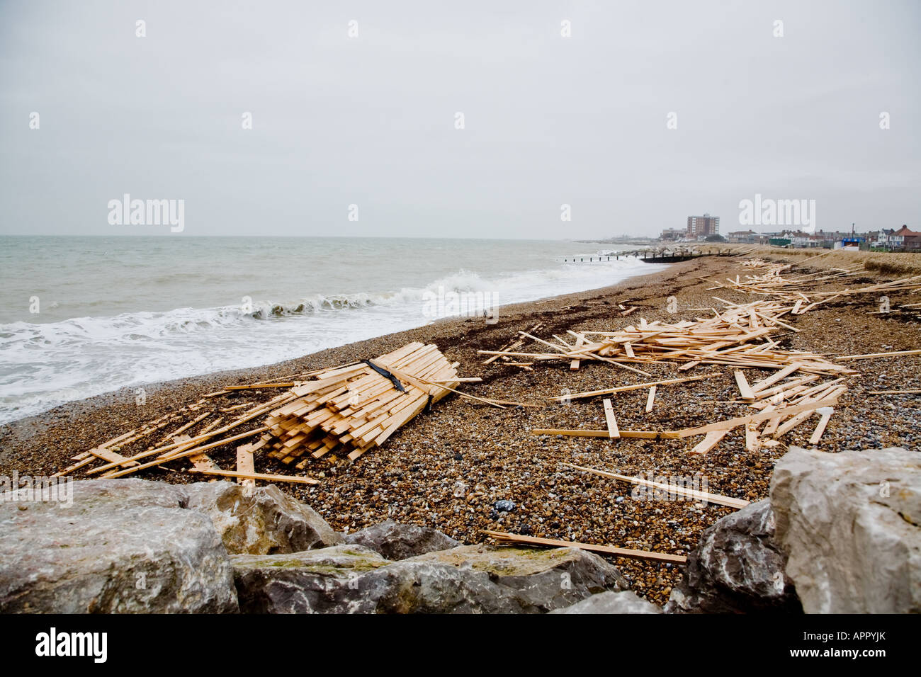 Timber on beach hi-res stock photography and images - Alamy