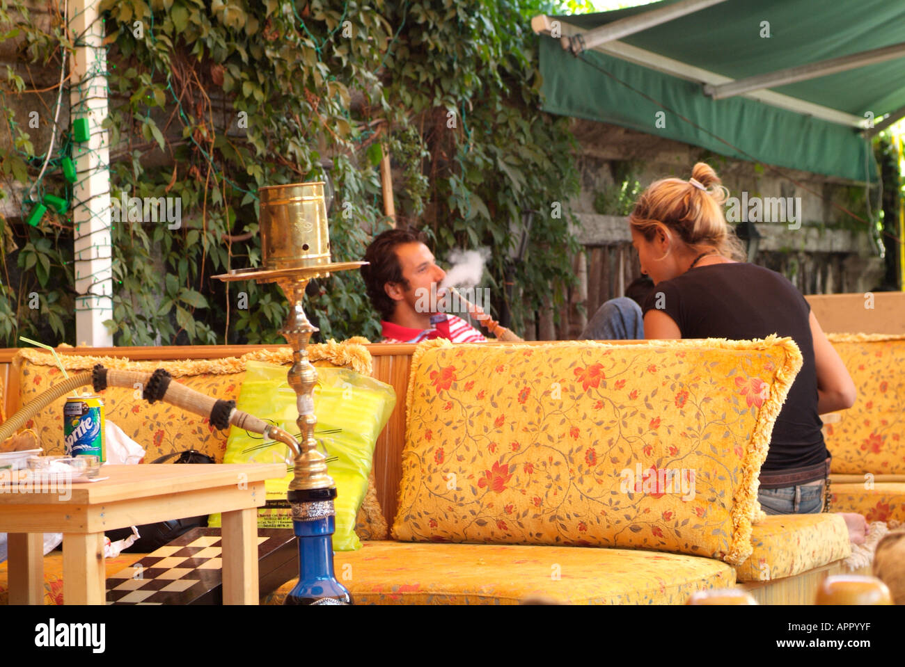 Smoking nargile in a cafe in Istanbul, Turkey Stock Photo - Alamy