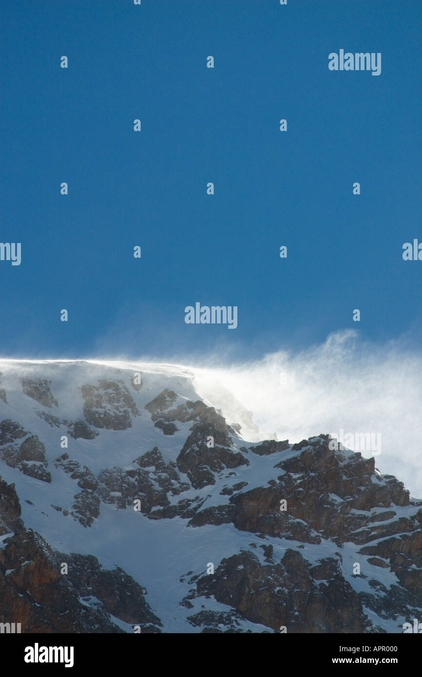 Wind blowing snow off mountain hi-res stock photography and images - Alamy