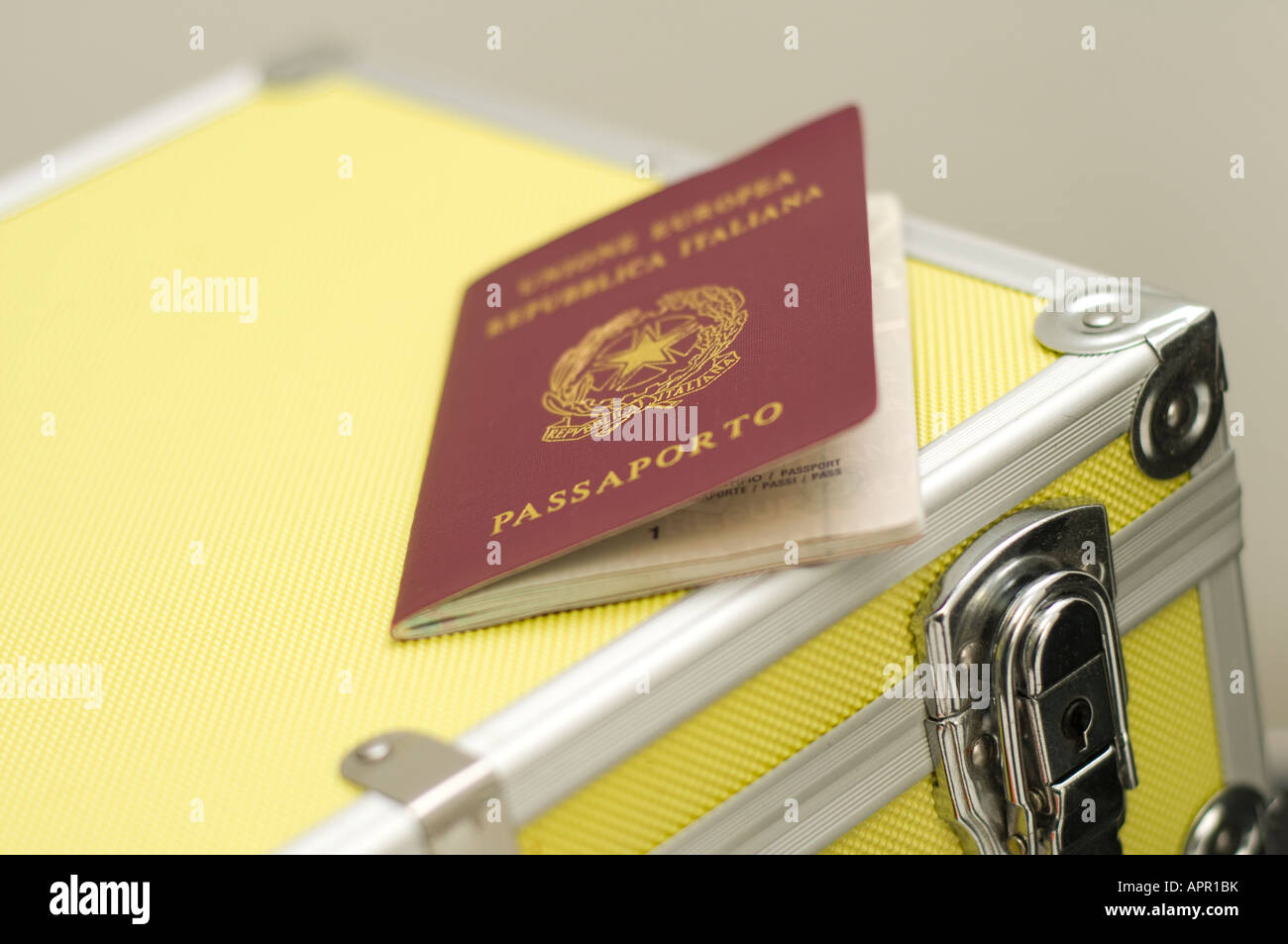 a bag with passport and keys Stock Photo - Alamy
