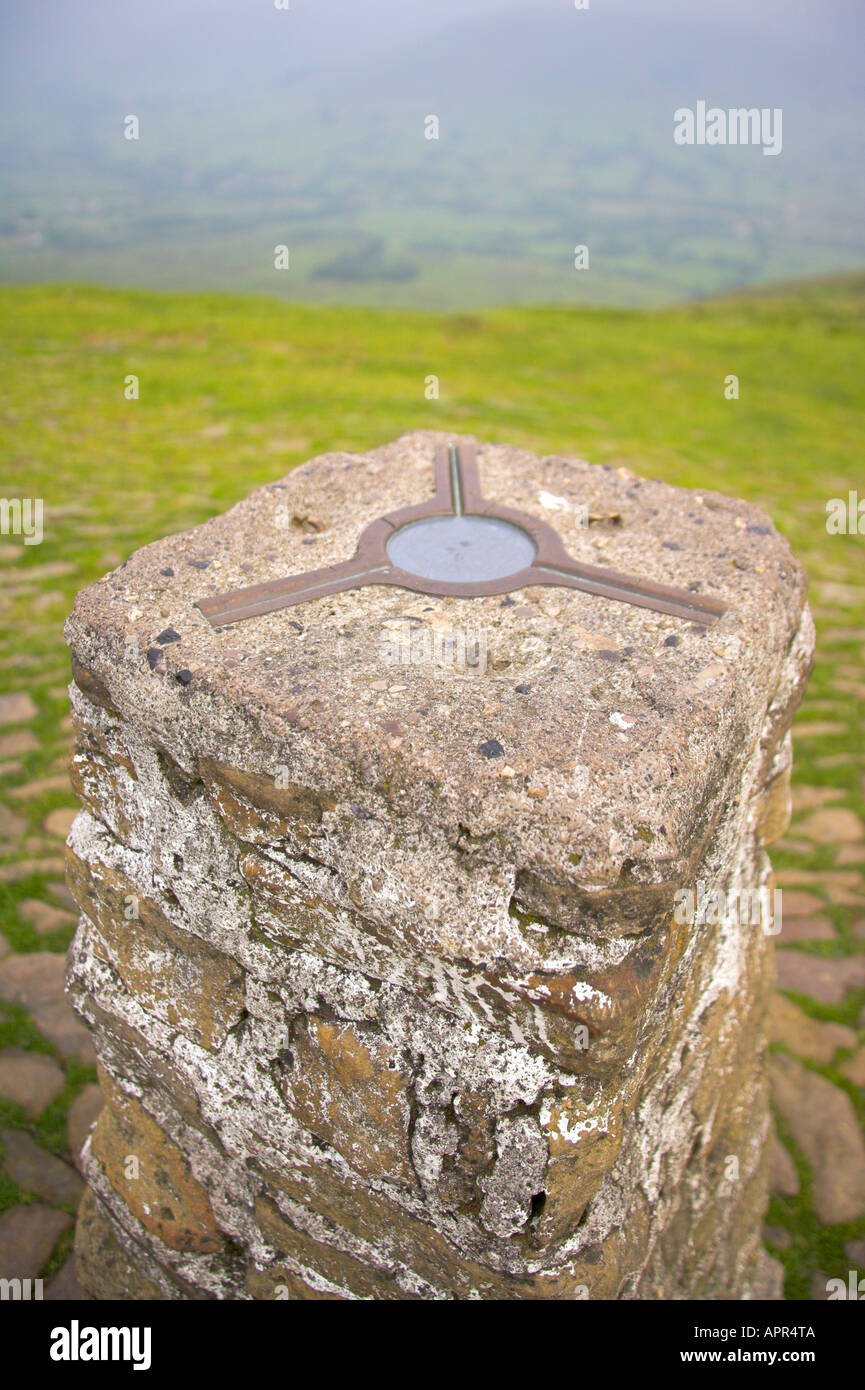 View of a Triangulation Pillar on top of Mam Tor in the Peak District ...