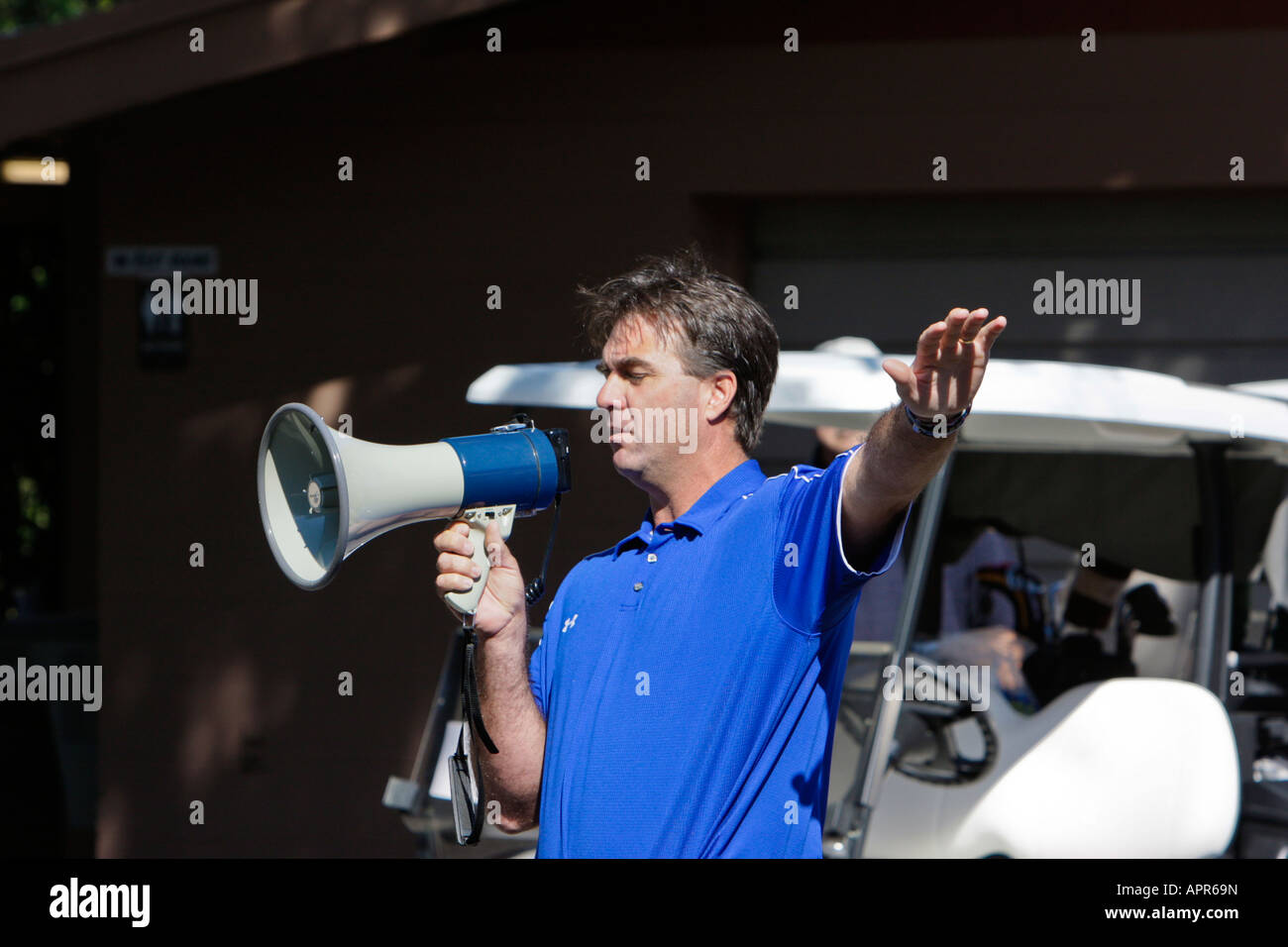 Man using bullhorn hi-res stock photography and images - Alamy