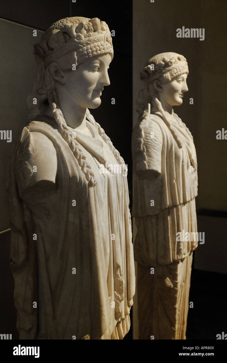 Roman marble hi-res stock photography and images - Alamy
