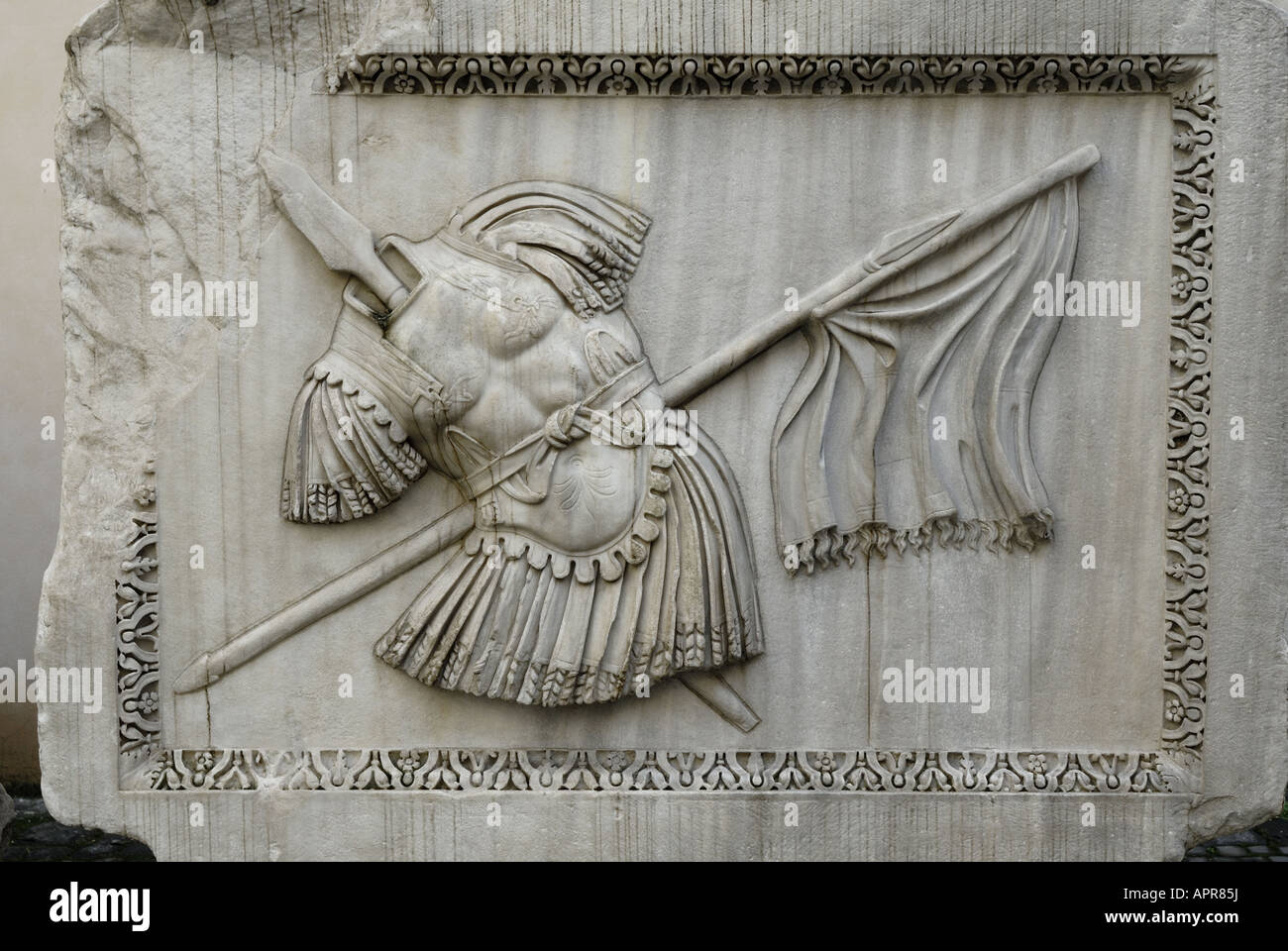Marble bas relief sculpture hi-res stock photography and images - Alamy