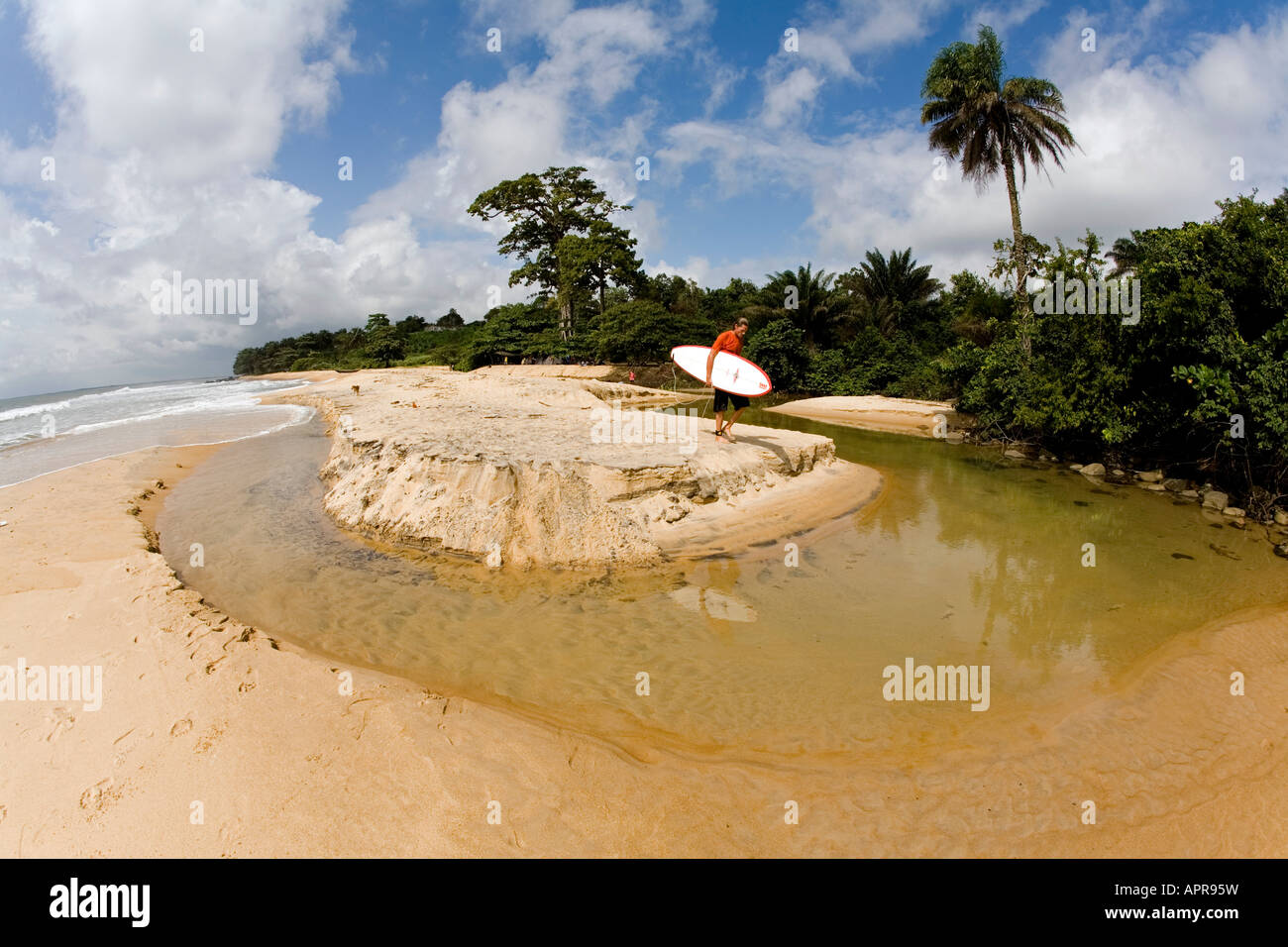 Liberia, Cape Mount, Robertsport Stock Photo - Alamy