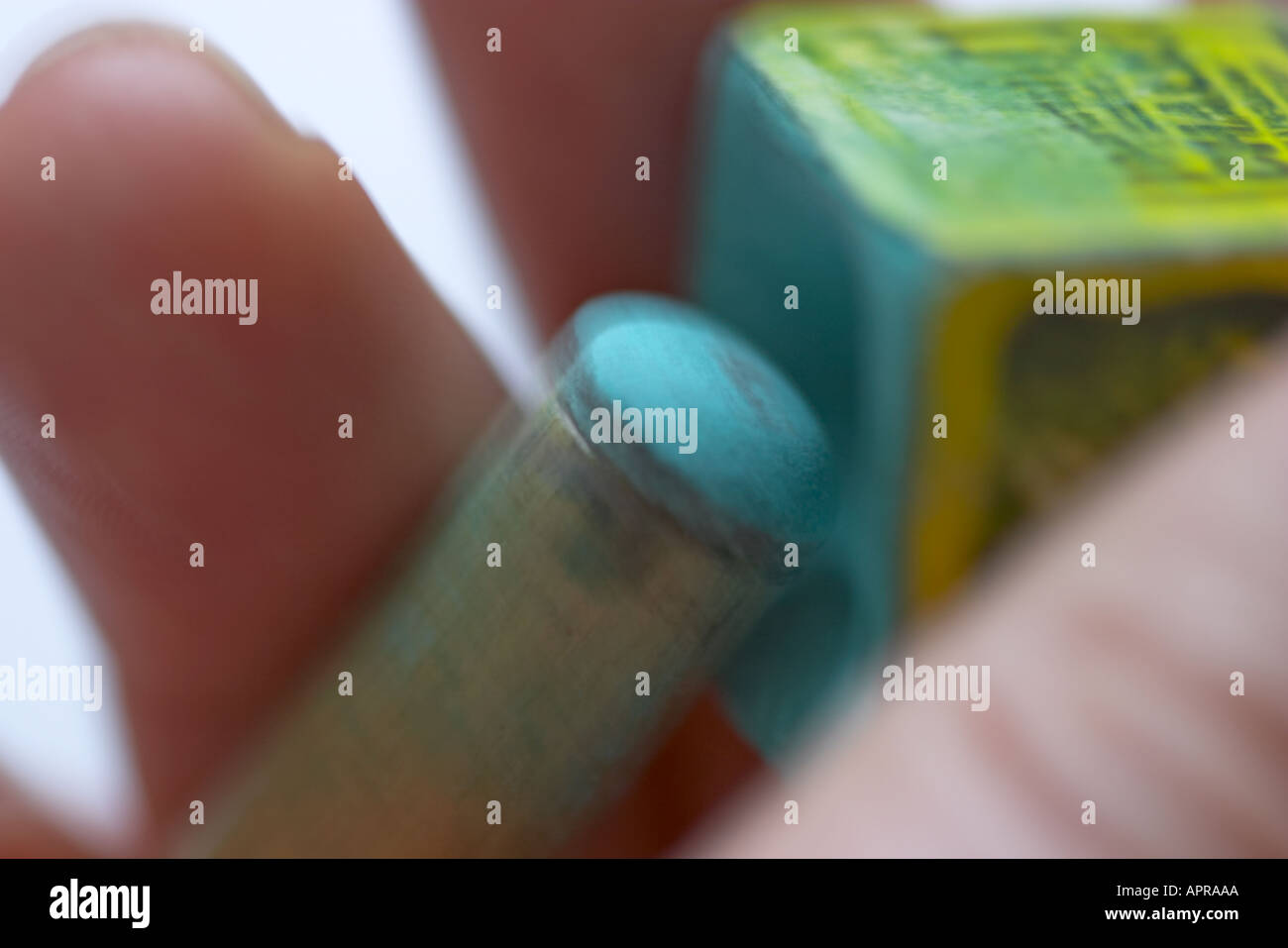 Chalking snooker cue hi-res stock photography and images - Alamy