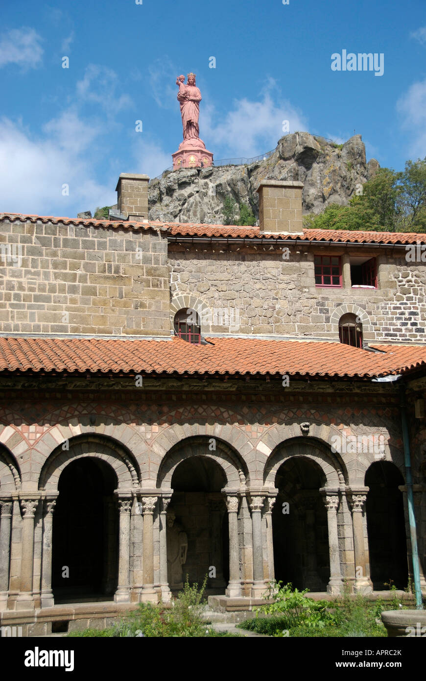 Cathedral of le puy in le puy en velay hi-res stock photography and ...