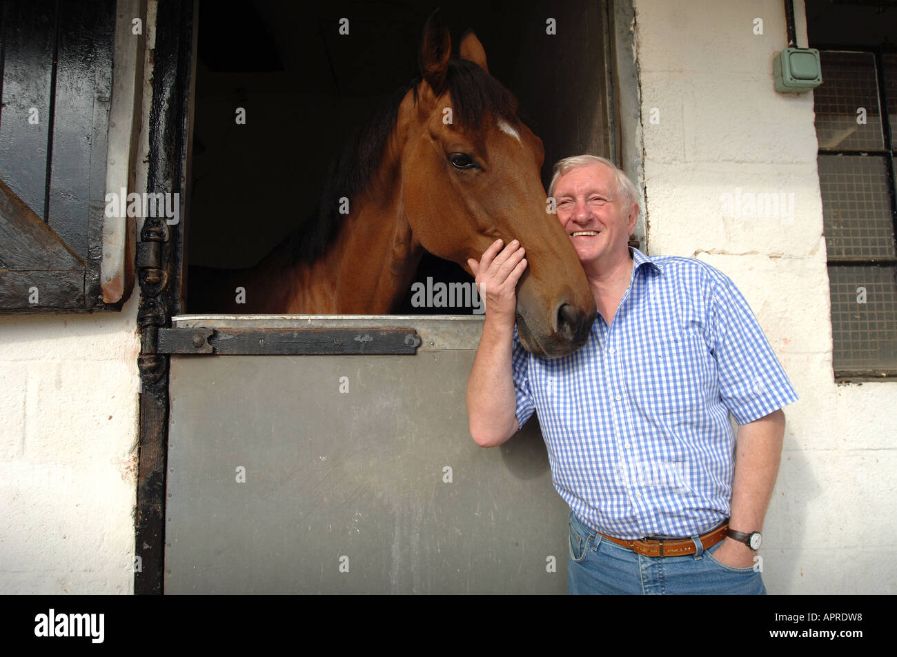 Picture By Jim Wileman 25 09 2006 Racehorse trainer Martin Pipe at his ...