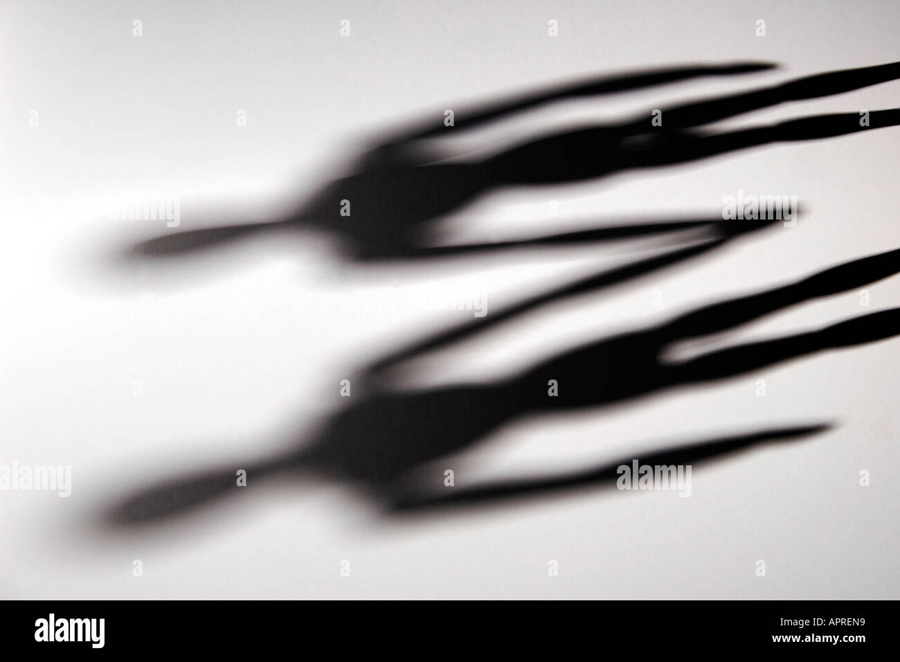 Faceless shadows hi-res stock photography and images - Alamy