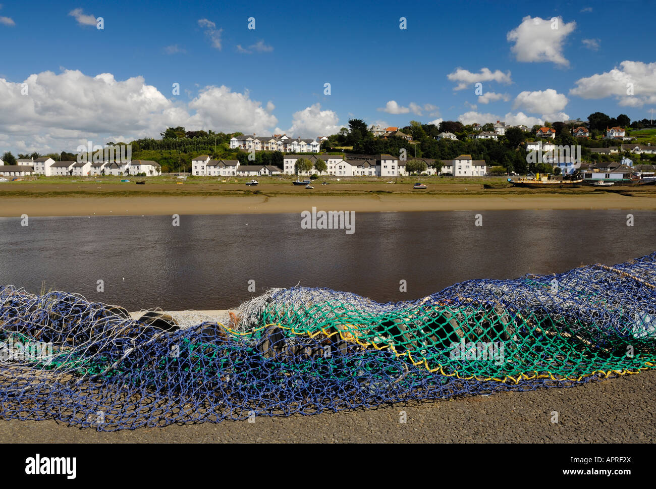 Quay side devon water side river hi-res stock photography and images ...