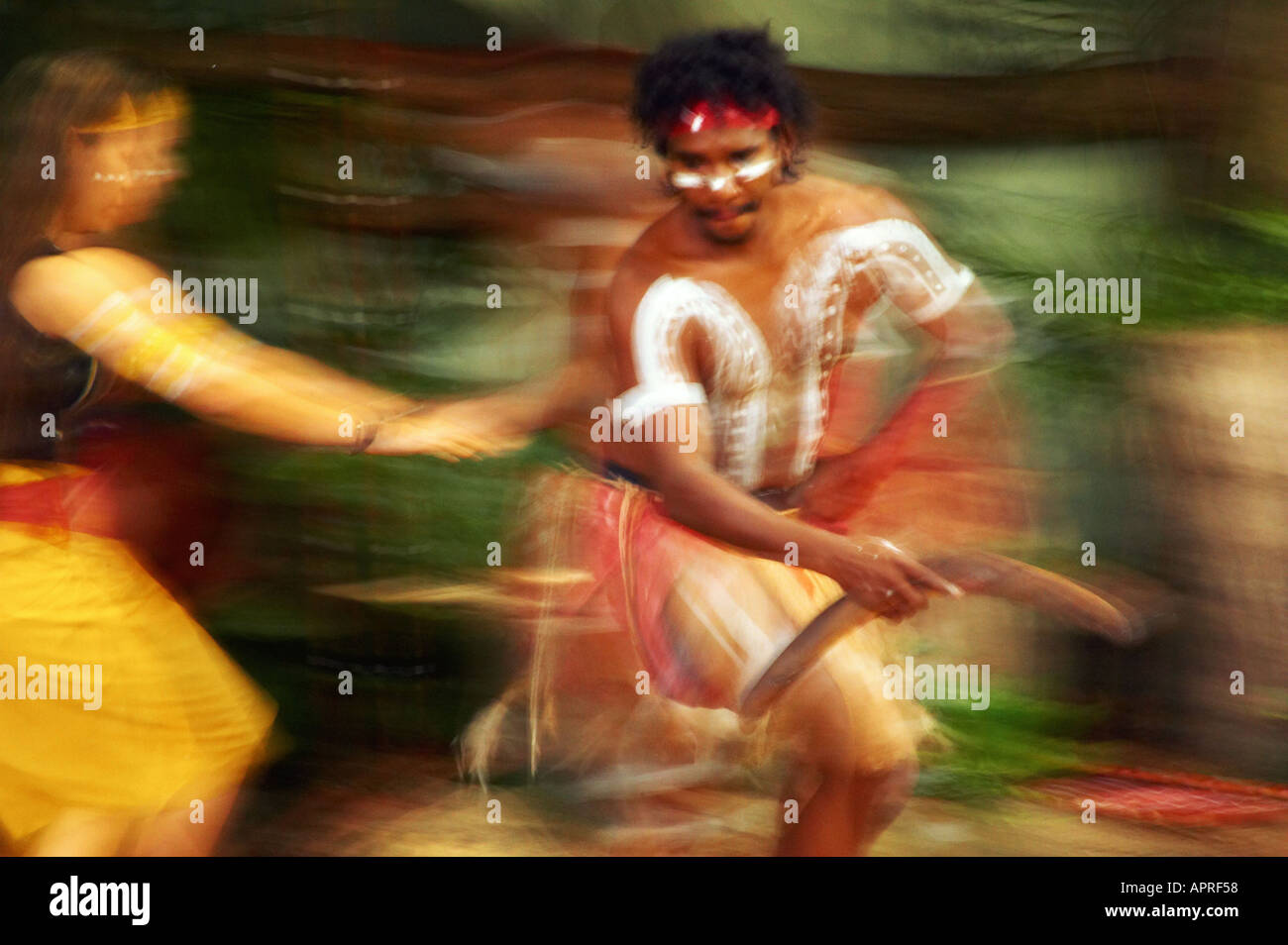 Aboriginal dances australia hi-res stock photography and images - Alamy