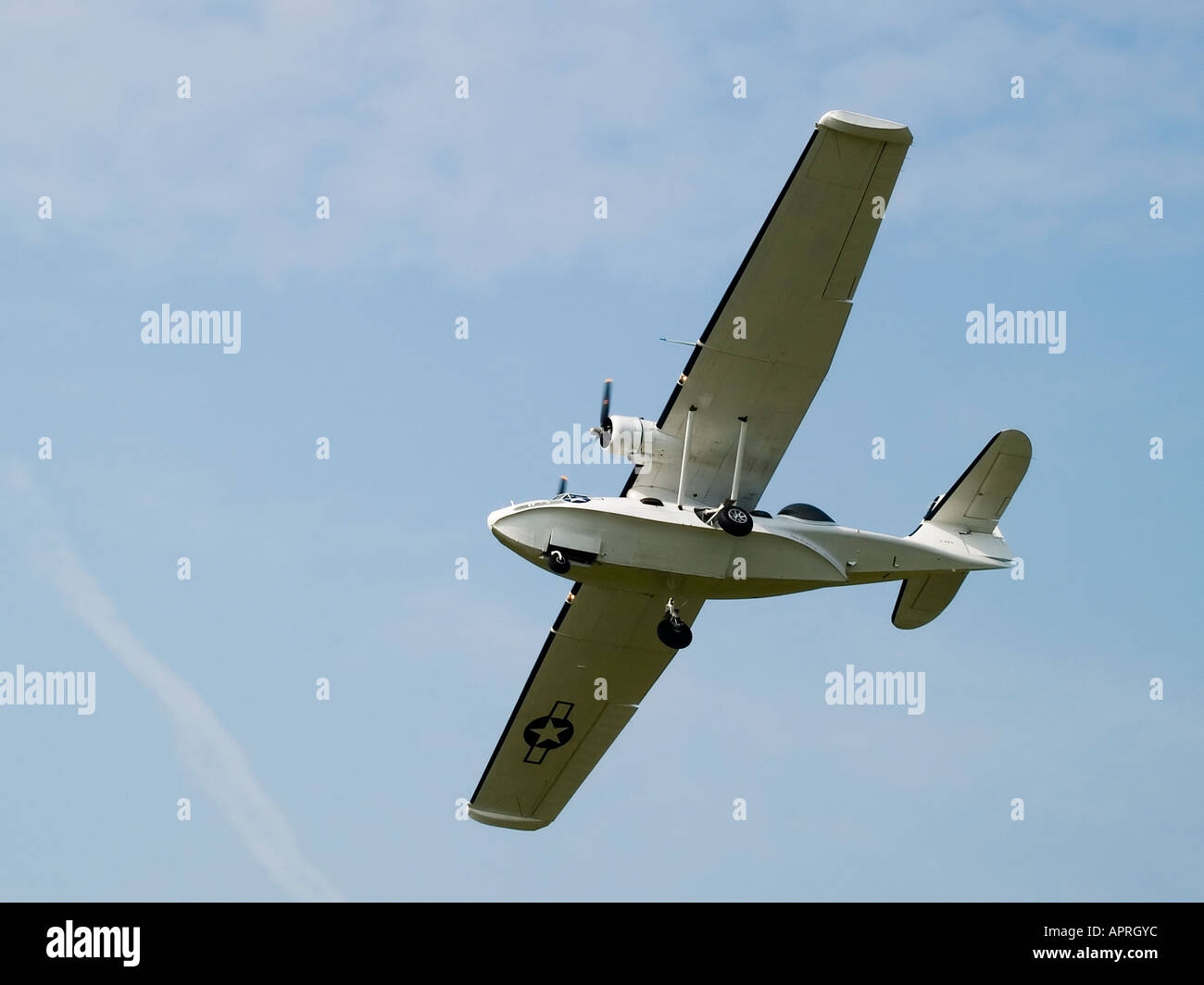 World war two flying boat hi-res stock photography and images - Alamy