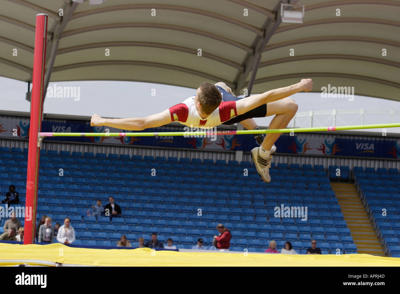 Winner high jump hi-res stock photography and images - Alamy