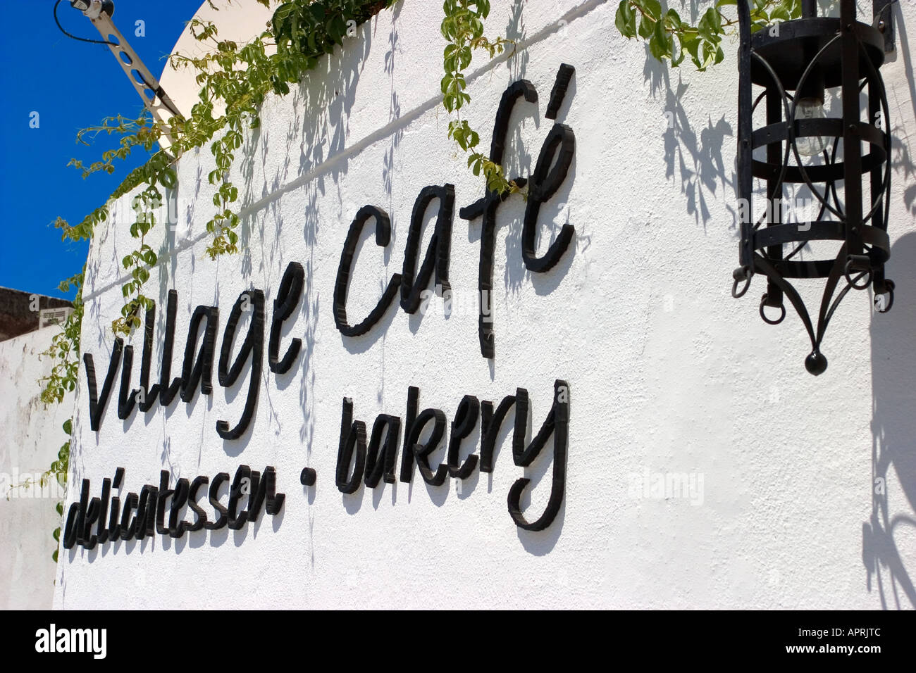 Lindos cafe hi-res stock photography and images - Alamy
