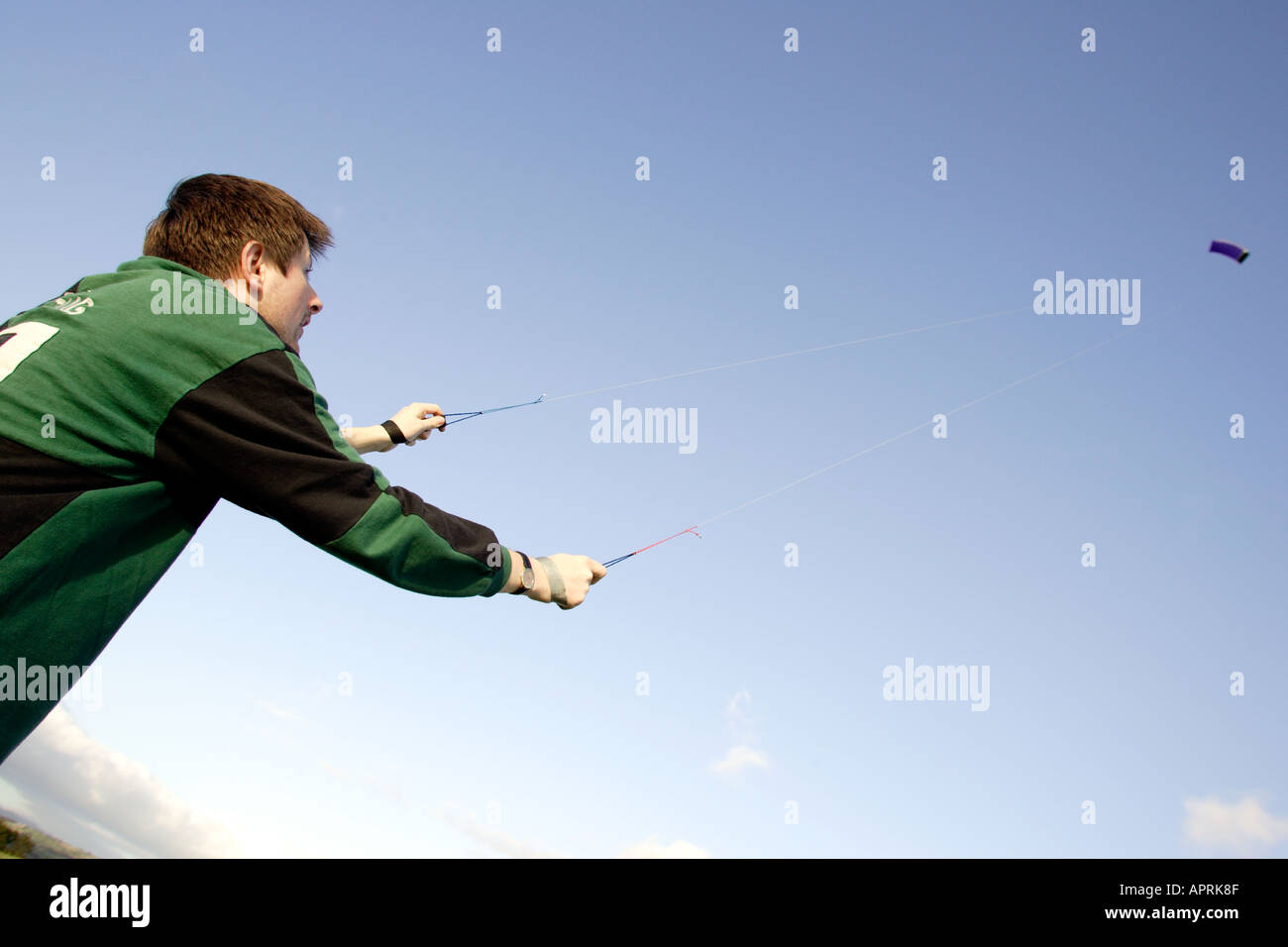 Man flying a Flexifoil power kite Stock Photo - Alamy
