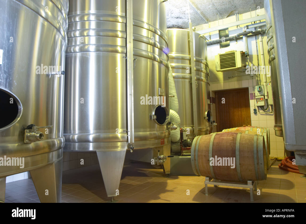 Stainless steel vats barrels hi-res stock photography and images - Alamy