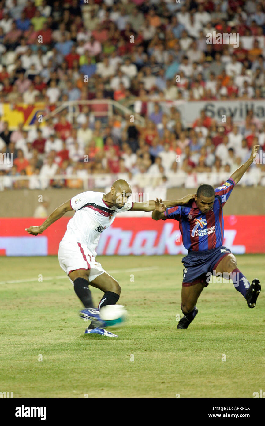 Sport football frederic kanoute hi-res stock photography and images - Alamy