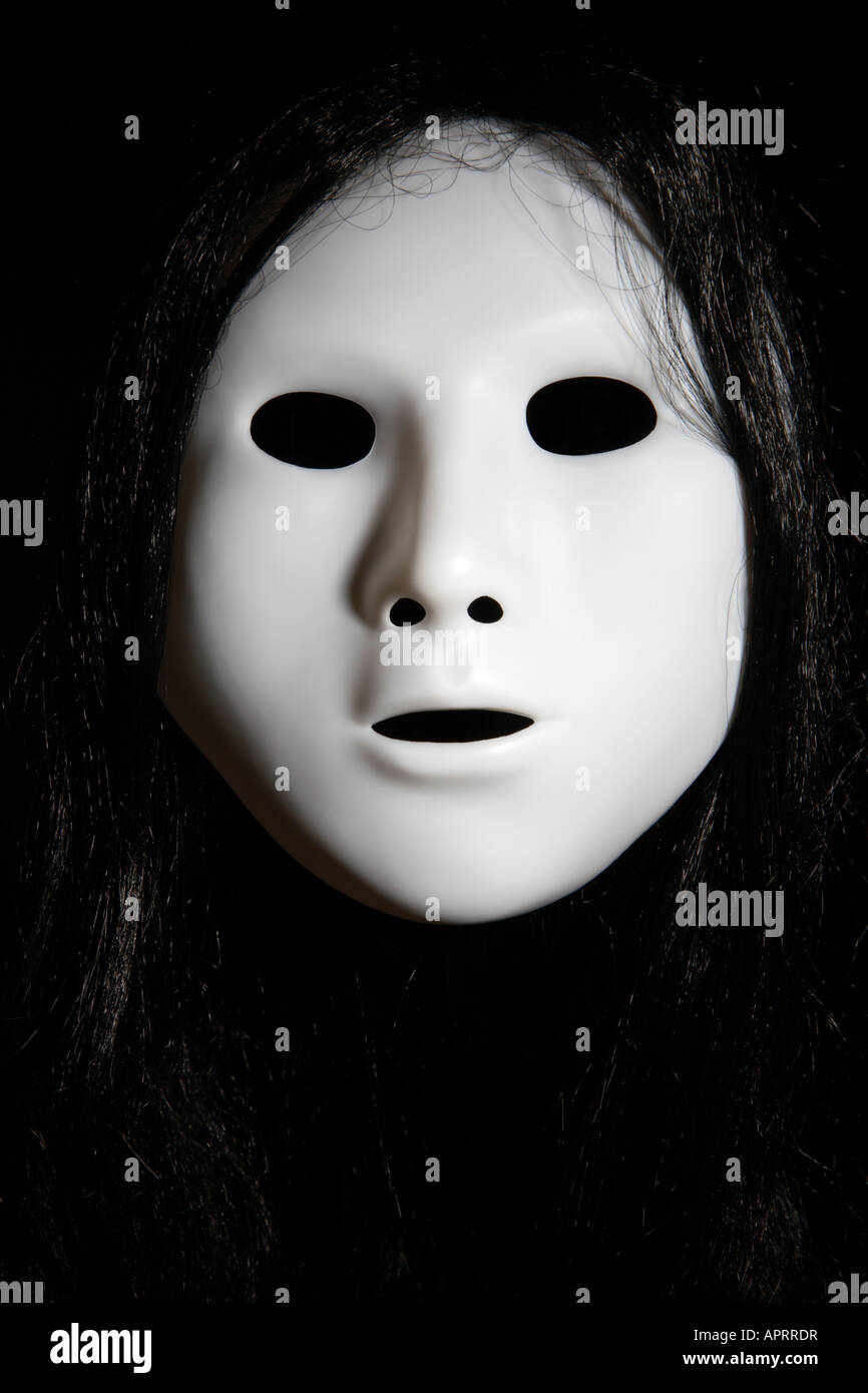 Creepy mask hi-res stock photography and images - Alamy