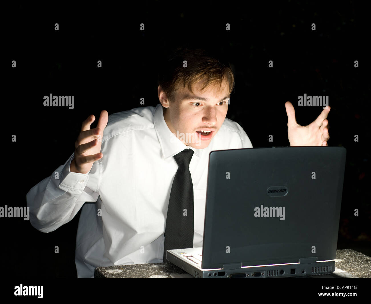 Shade e mail internet hi-res stock photography and images - Alamy