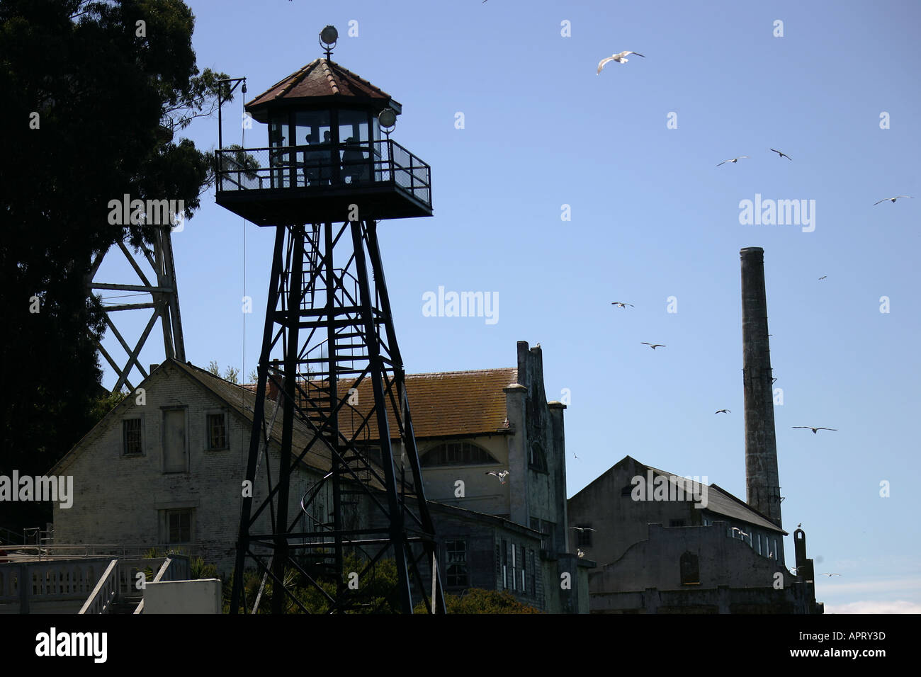 Watchtower tower alcatraz prison hi-res stock photography and images ...