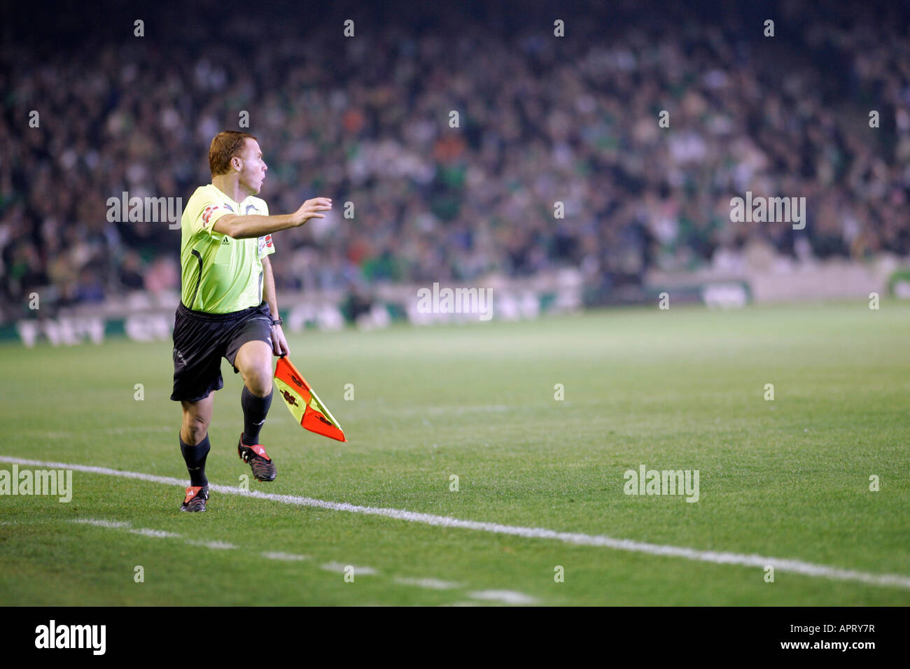 Linesman hi-res stock photography and images - Alamy