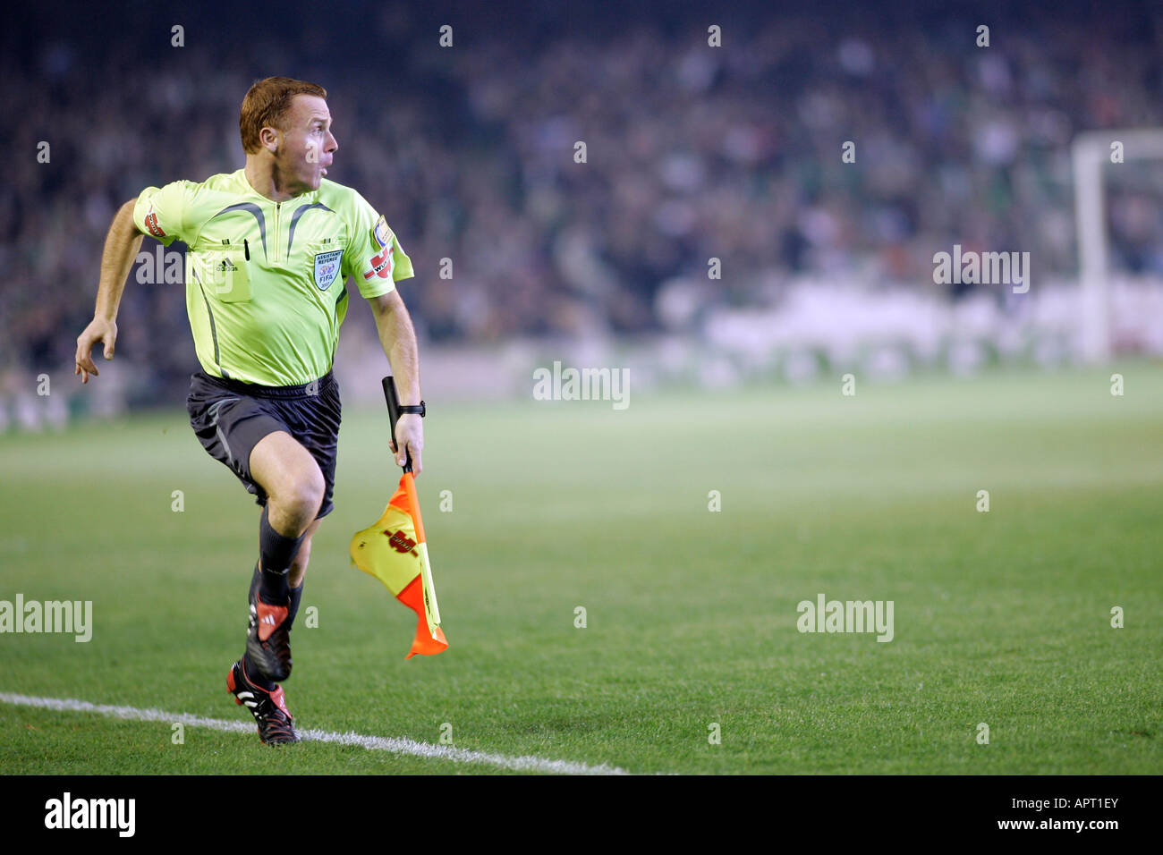 Linesman in action Stock Photo - Alamy