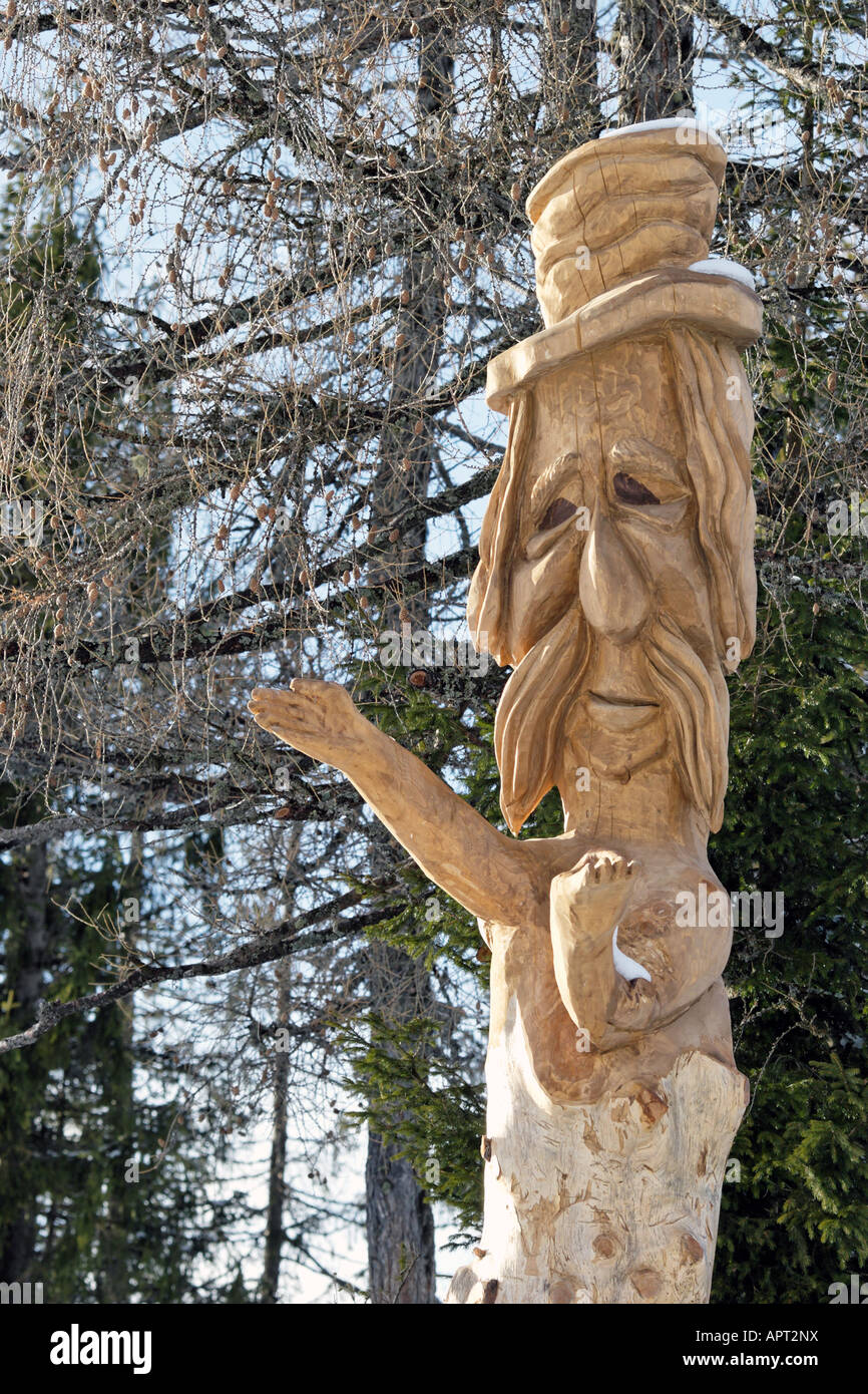 Wood carving austria hi-res stock photography and images - Alamy