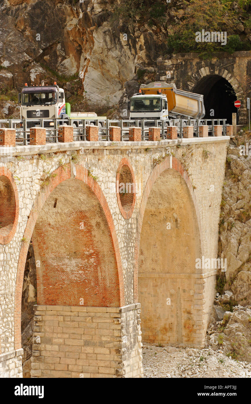 A Carraran marble quarry, Massa-Carrara, Italy Stock Photo - Alamy