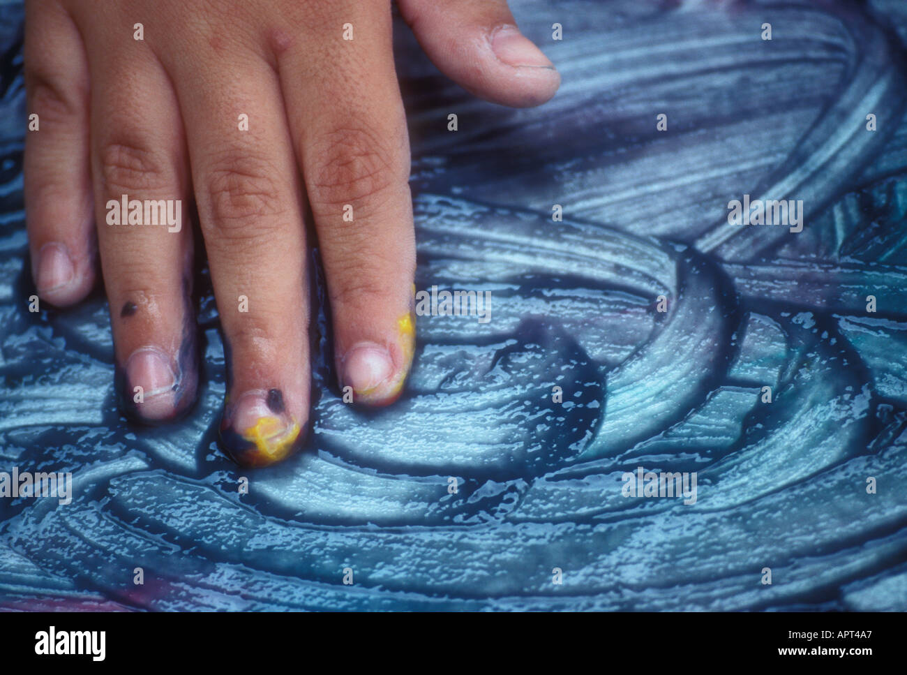 Swirl painting hi-res stock photography and images - Alamy