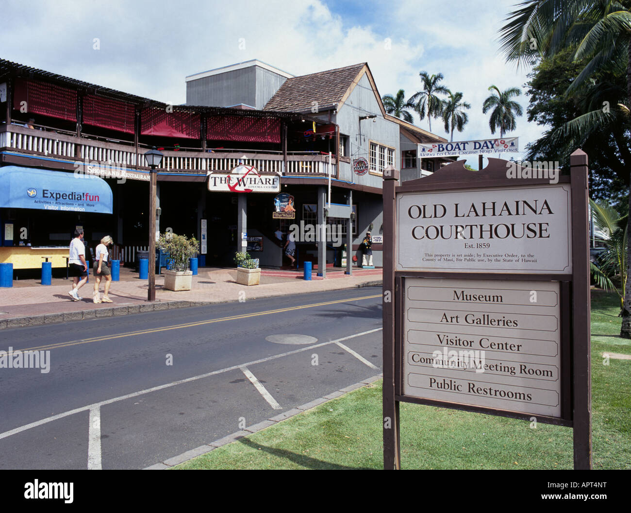 Stores in lahina hi-res stock photography and images - Alamy