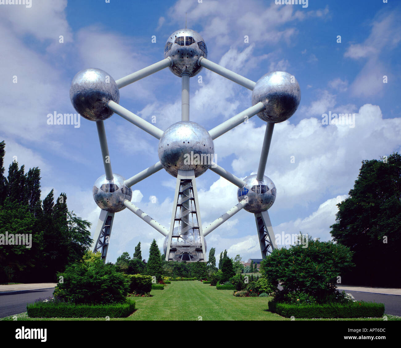 Atomium museum hi-res stock photography and images - Alamy