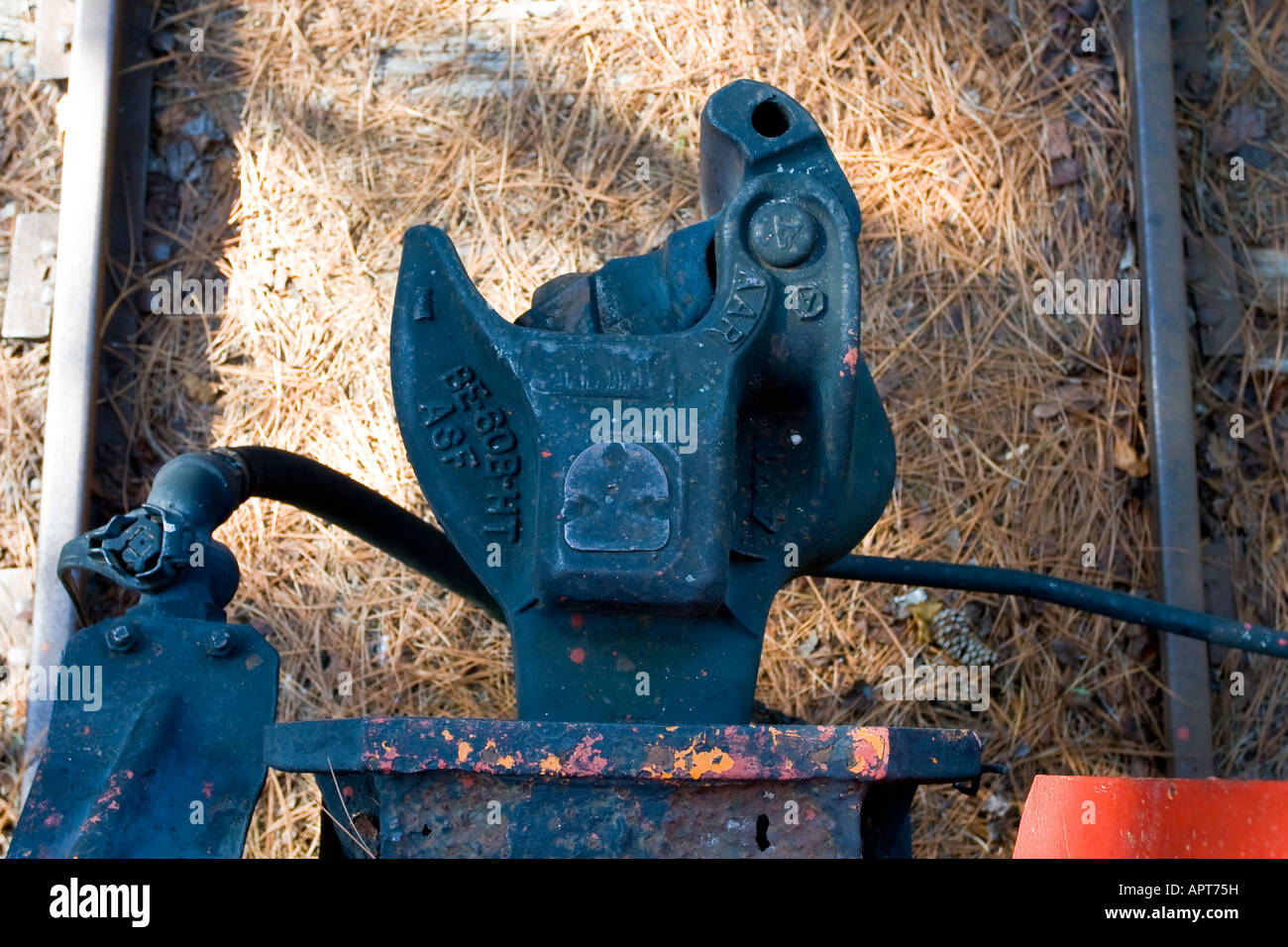 Rail car coupler Stock Photo - Alamy