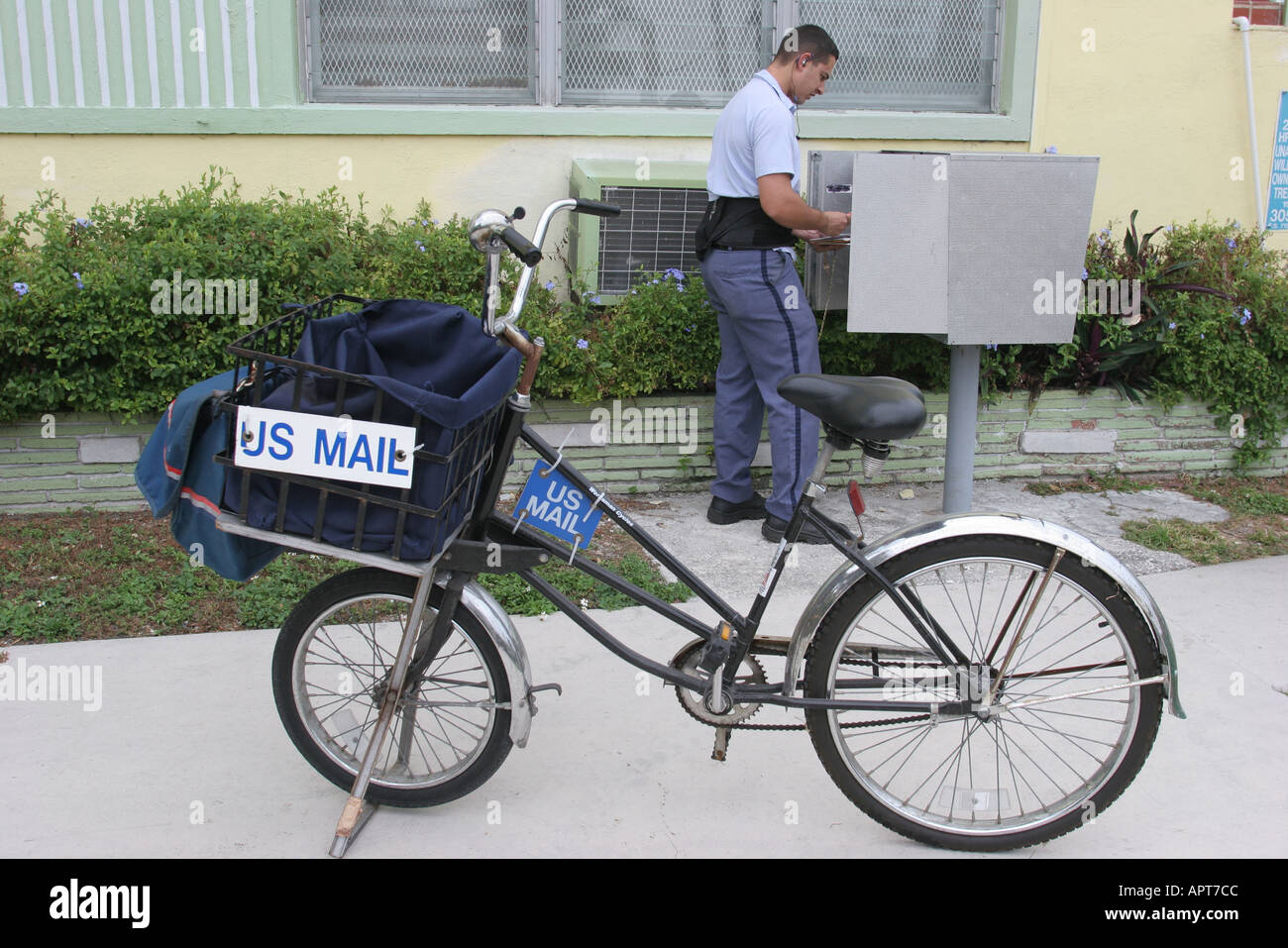Mailman Usa Stock Photos & Mailman Usa Stock Images - Alamy