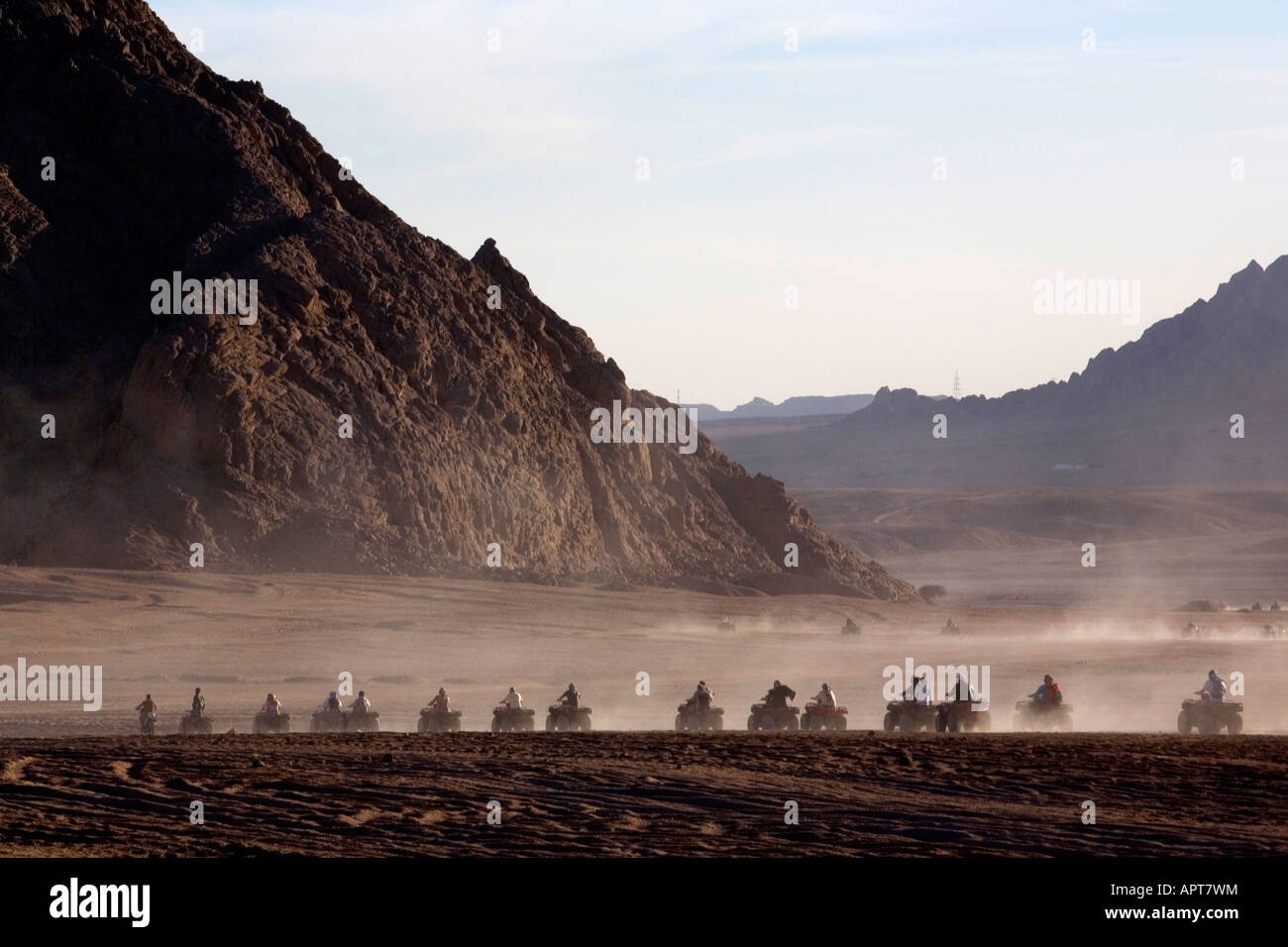 Quad Safari ride through the Sinai desert and Red Sea Mountains Egypt ...