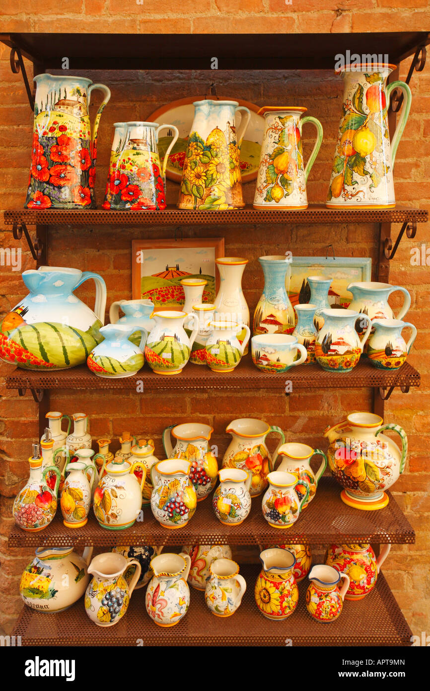 Tuscany italy ceramic painted pottery hi-res stock photography and ...